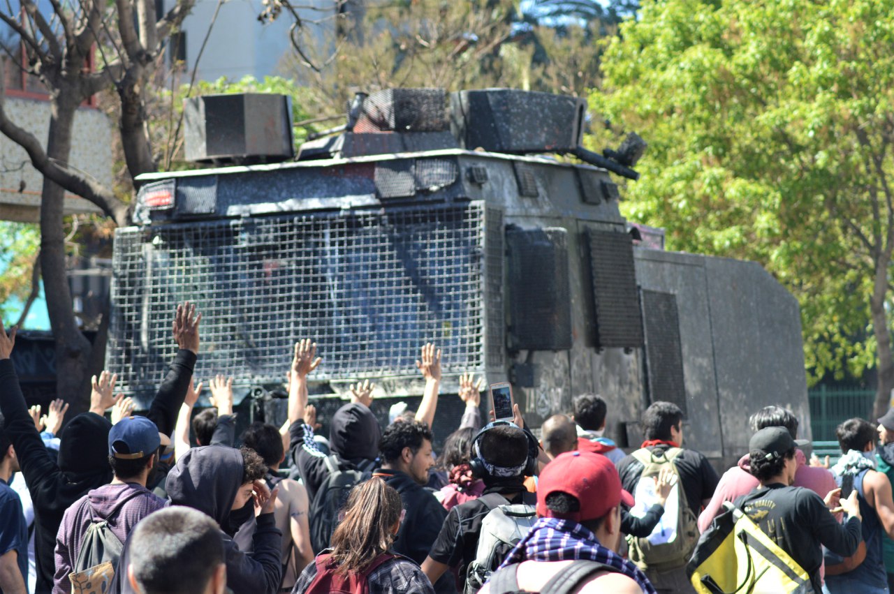 La represión y la revuelta popular continúan en Chile | Revista Crisis